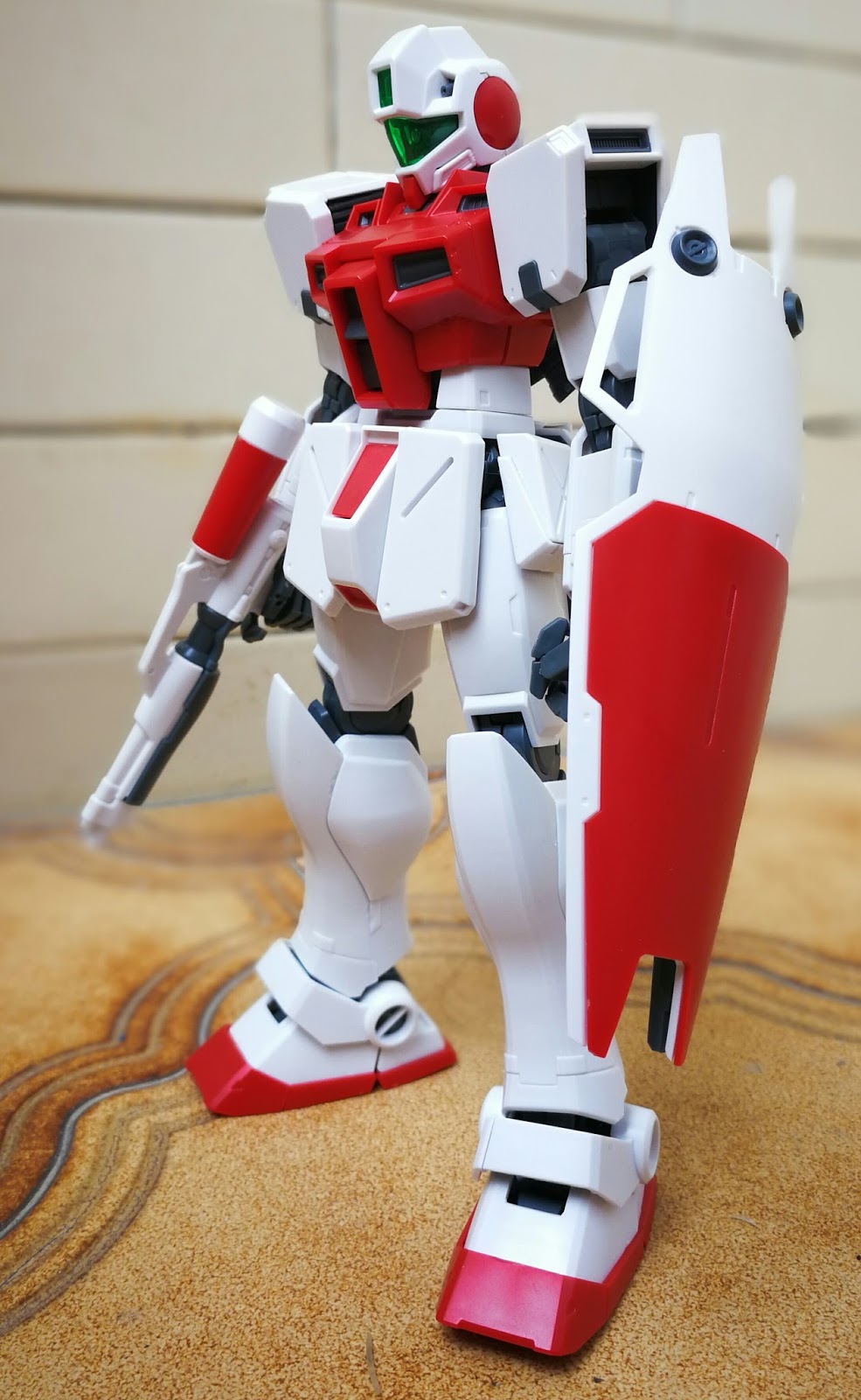 Gunplanerd: [Kit Insight] Premium Bandai MG 1/100 RGM-79GS GM Command ...