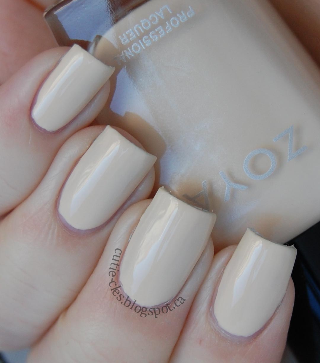 Paleberry: Zoya Lovely - Swatches & Review