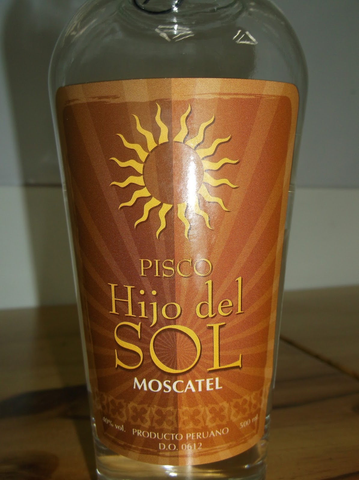 EL CLUB LA MAGIA DEL PISCO, de Lucero Villagarcía