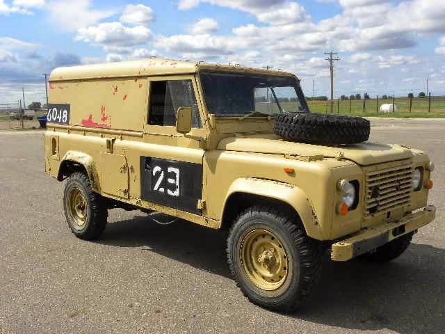 5k: In My Defens: 1985, 1991 & 1991 Land Rover Defender Diesel ...
