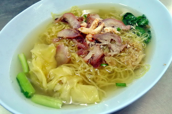 Amazing THAILAND Gourmet: Khao-moo-daeng Lao Yang