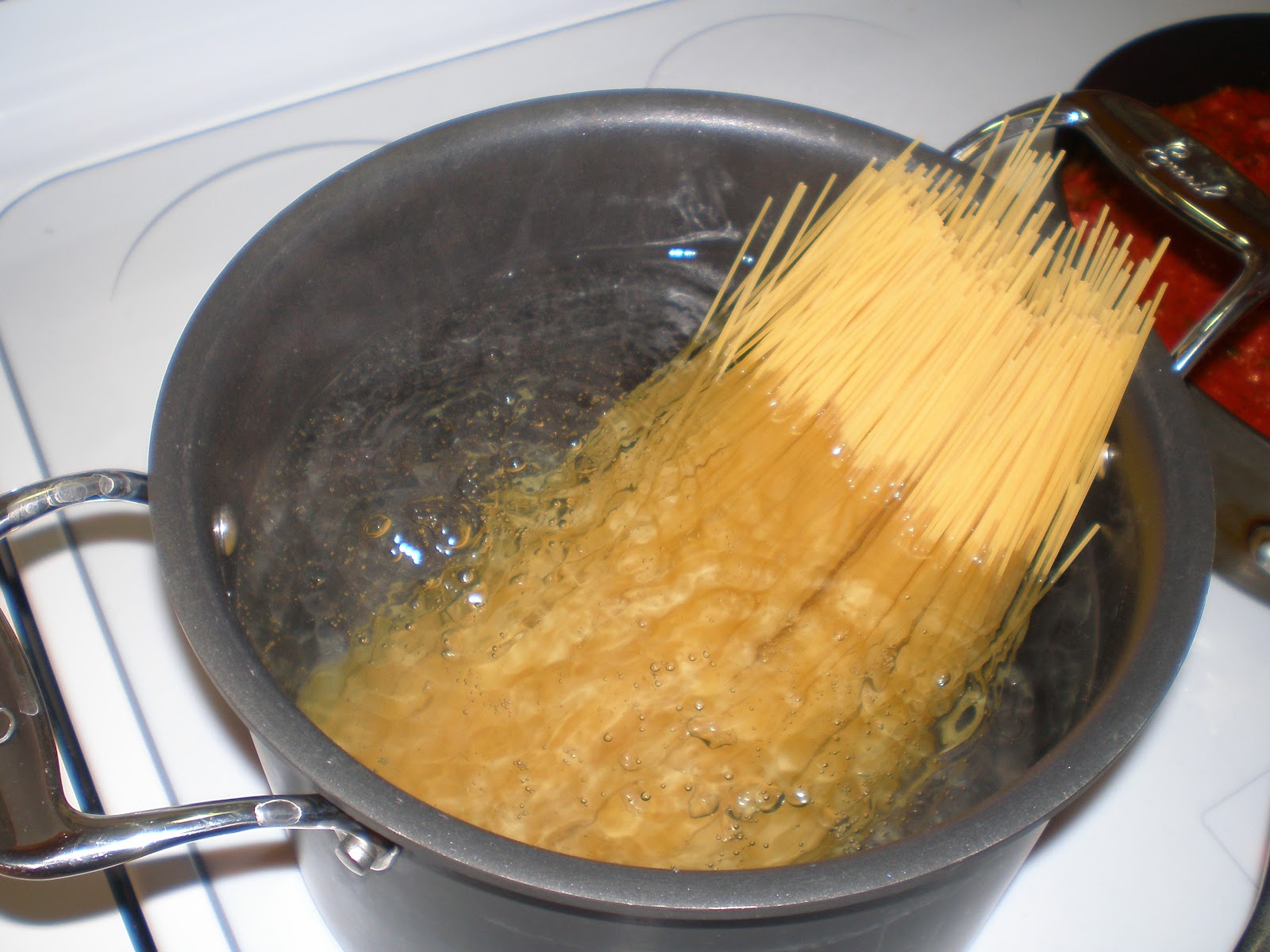 Kandy's Kitchen Kreations: Smoked Sausage Spaghetti