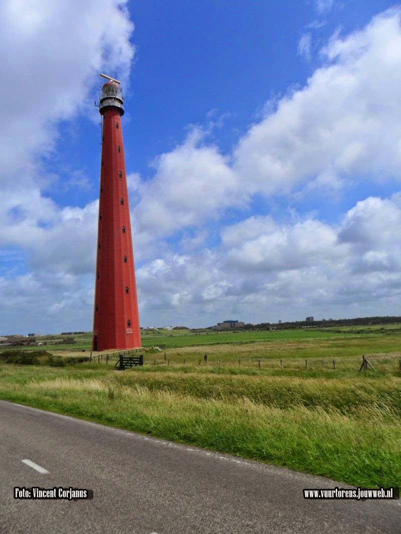 I AM WORLD TRAVELLER: 13. Sitting in the city of Clarity 'Den Helder'