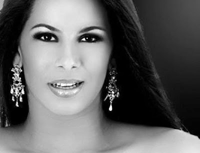 Para Sempre Limão com Mel: SIMARA PIRES VOLTA AOS PALCOS NA BANDA SANTROPPÊ