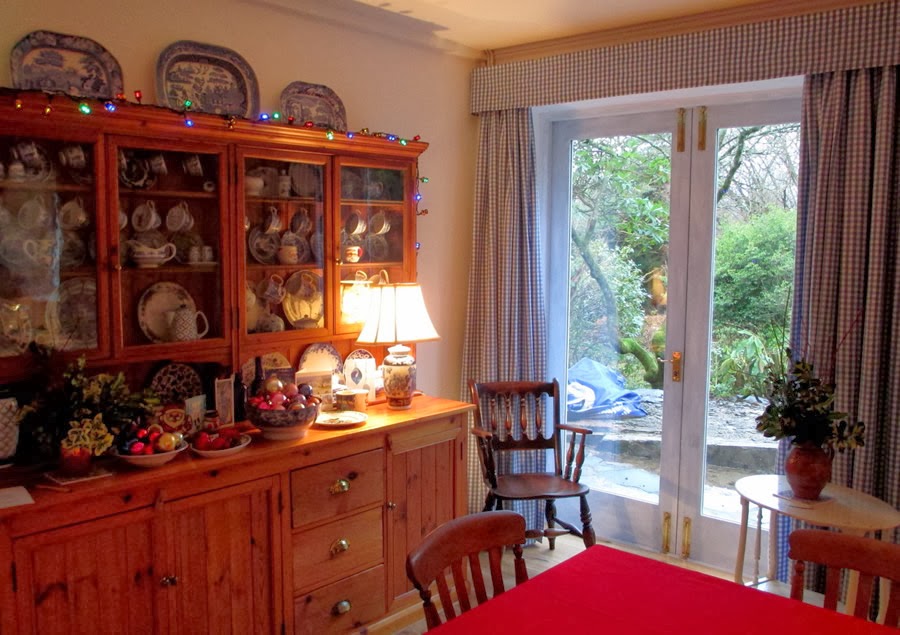 Flutterby Patch: Kitchen chaos