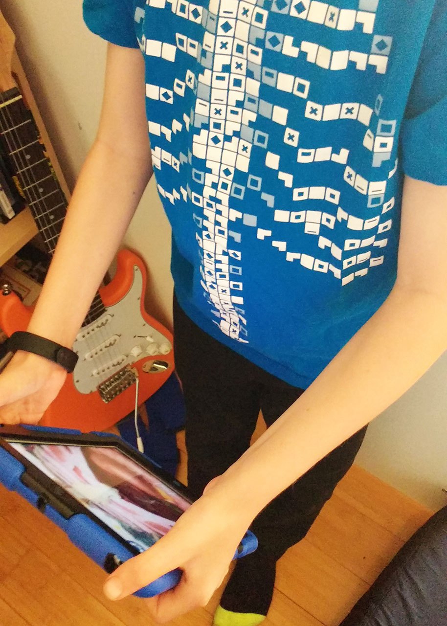 Curiscope Virtuali-tee Human Body T-Shirt Review | Tech Age Kids ...