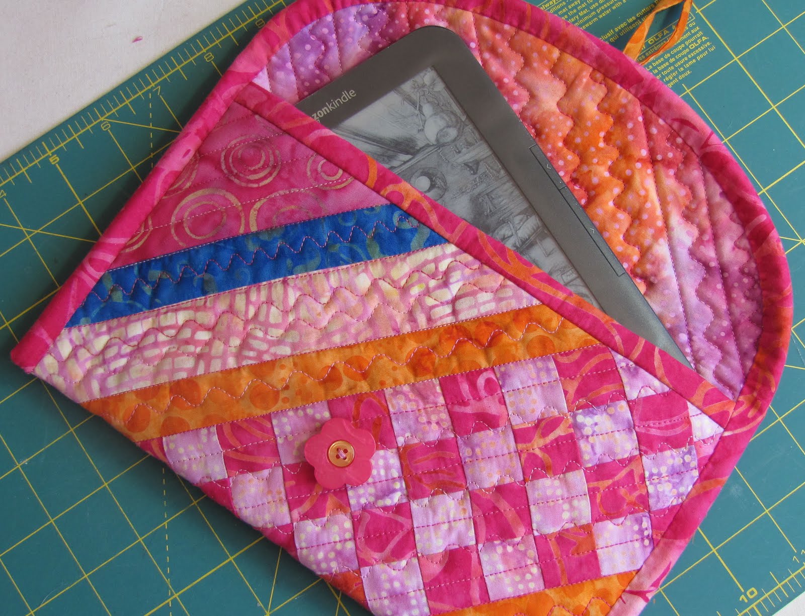 Peck's Pieces: E-Book Pouch Free Tutorial now Available