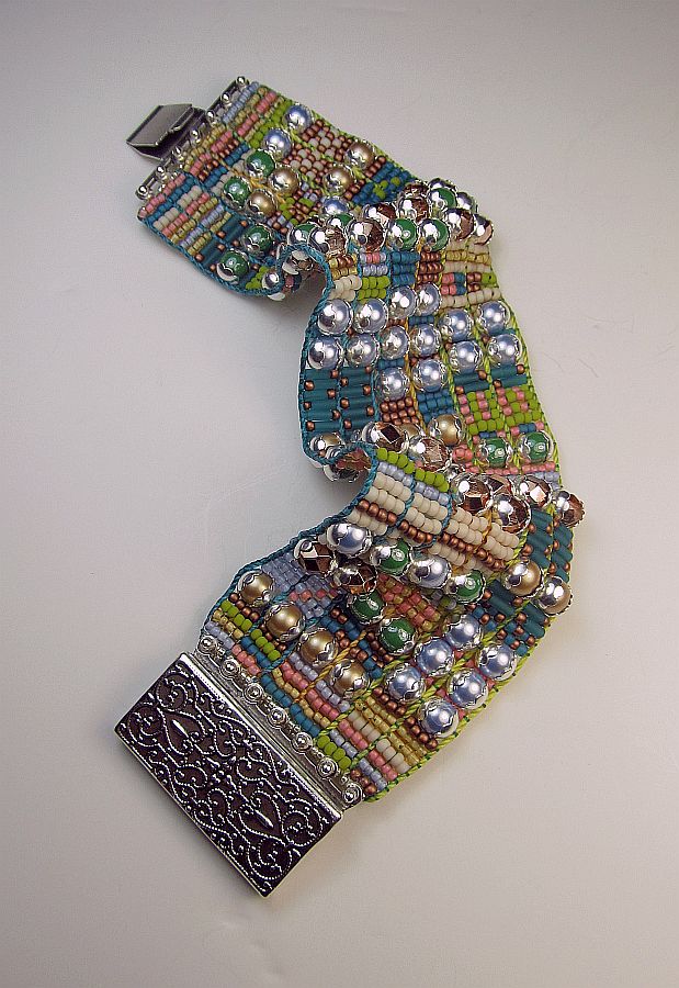 Beads Beading Beaded, with Erin Simonetti: Free Form Style, Weaving on ...