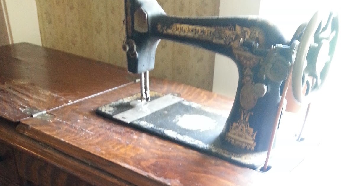 Southern-Direction: The Old Singer Pedal Sewing Machine and Some Other ...