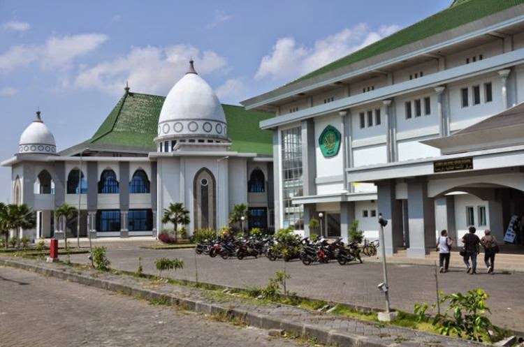 KEGIATAN-KEGIATAN DI MA’HAD SUNAN AMPEL AL-ALY UIN MAULANA MALIK ...