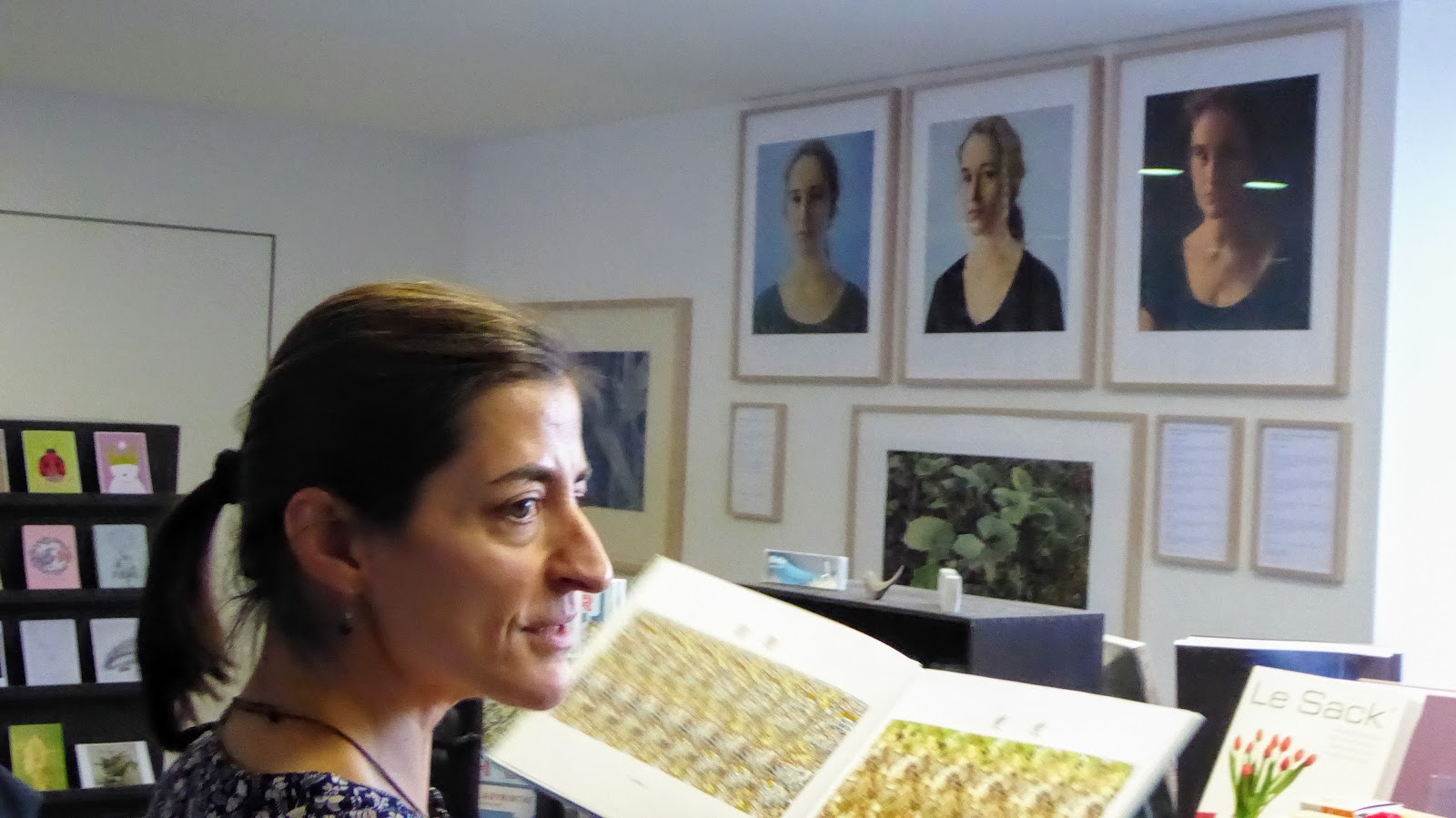 Museum Franz Gertsch & Lichtshow am Bundeshaus (Burgdorf & Bern) – Wandern mit Freunden