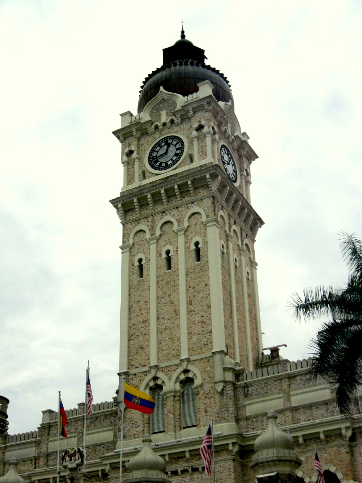 Post 7 - Menara Jam di Malaysia - Relaks Minda