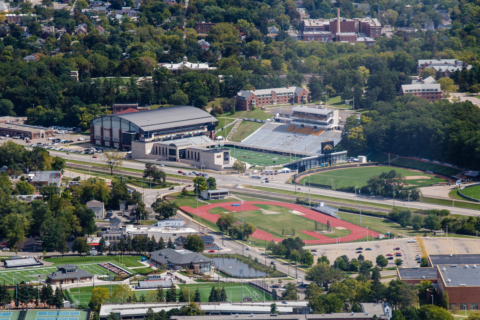 A mile of runway will take you anywhere.: Flying friends and a scenic ...