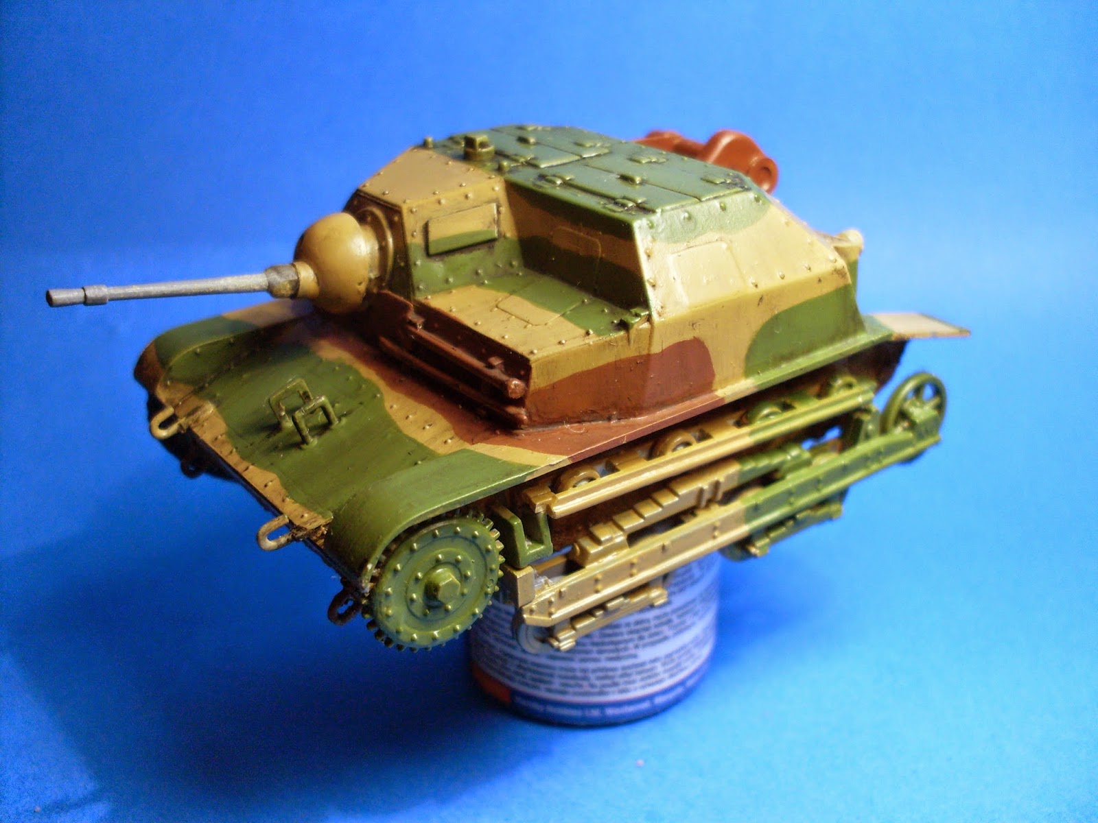 Zbudujmy model: TKS 1/35 RPM Ku końcowi :)