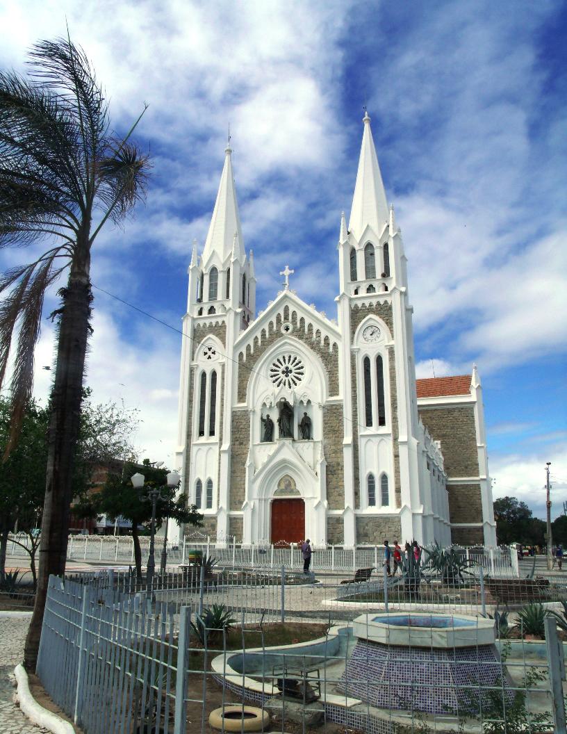 REVISTA REINO DE CLIO: CATEDRAL DE PETROLINA 5