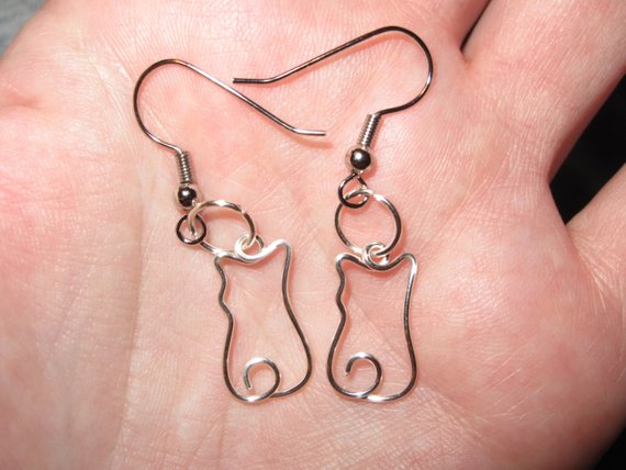 Whimsical Wire Animal Jewelry by 1ofAkinds / The Beading Gem