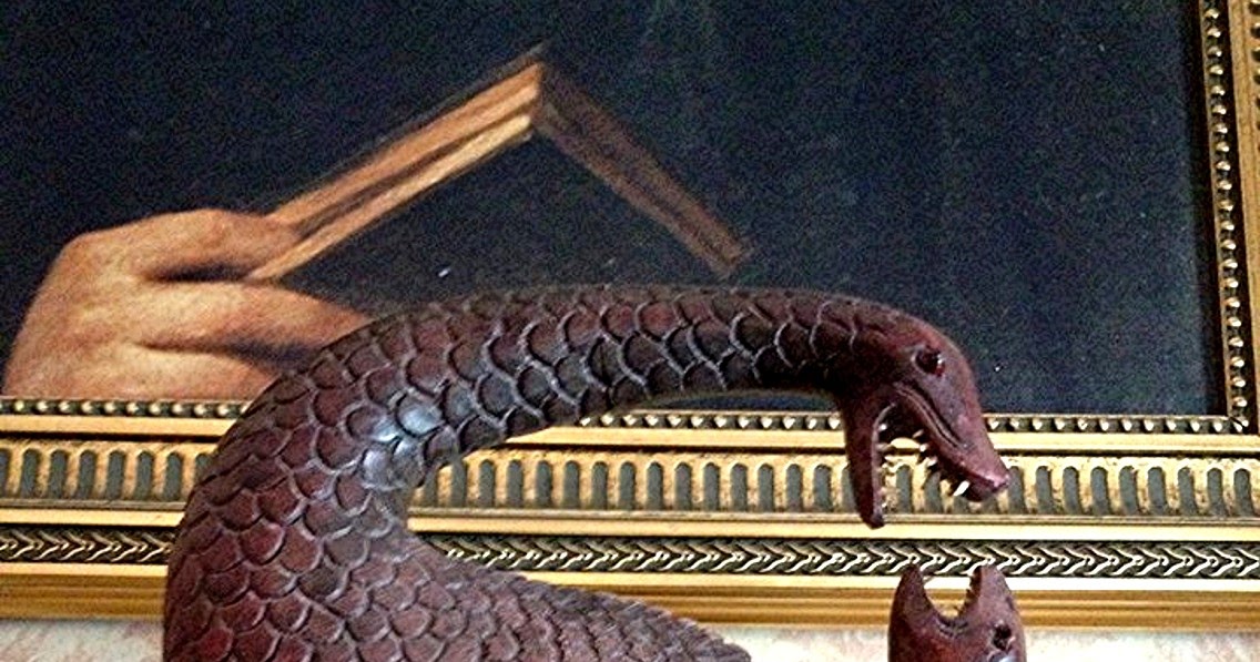 ShukerNature: A SCALY STATUETTE OF THE MOKELE-MBEMBE?