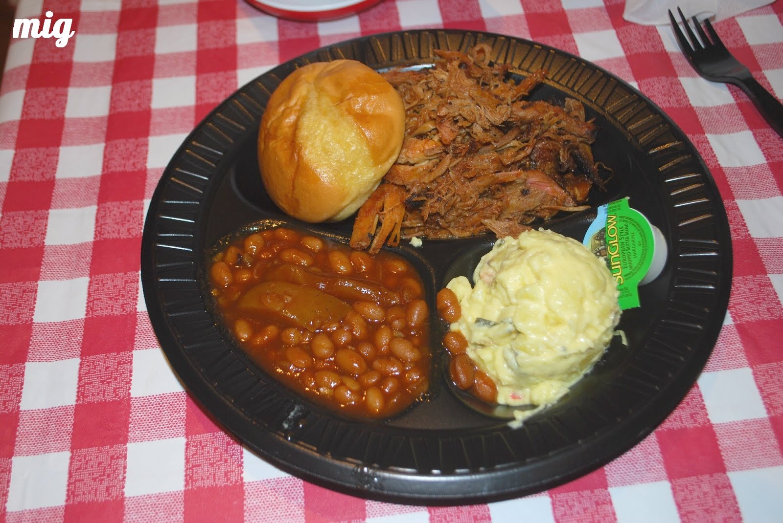 MidwestInfoGuide: Bluegrass & BBQ (SDC)