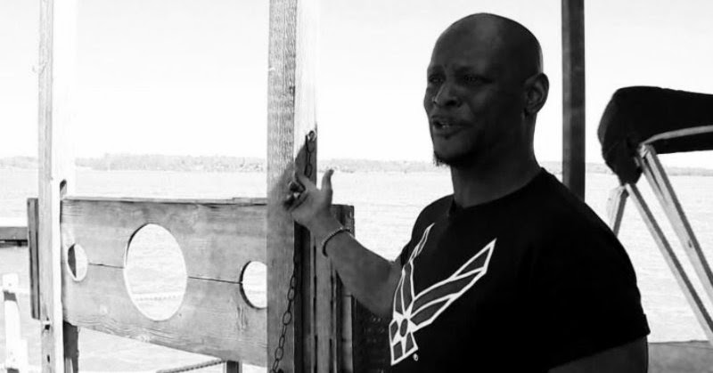 YOU DECIDE: PIRATE STOCKADE OR SLAVE STOCK AT LONGVIEW LAKE???