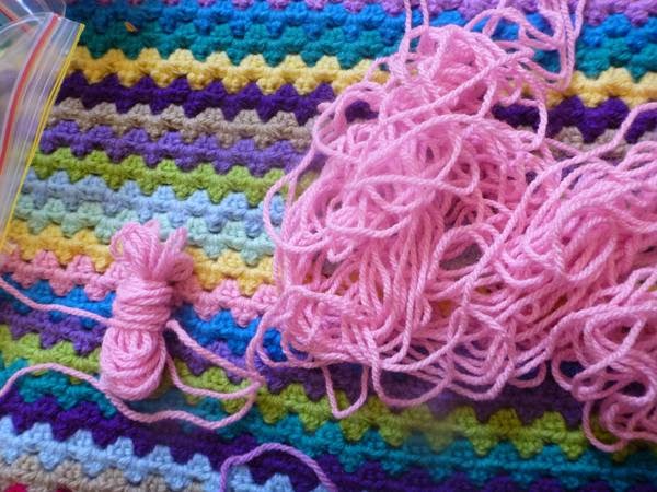 Naughts & Cross stitches: How to ... Untangle Yarn and keep it untangled