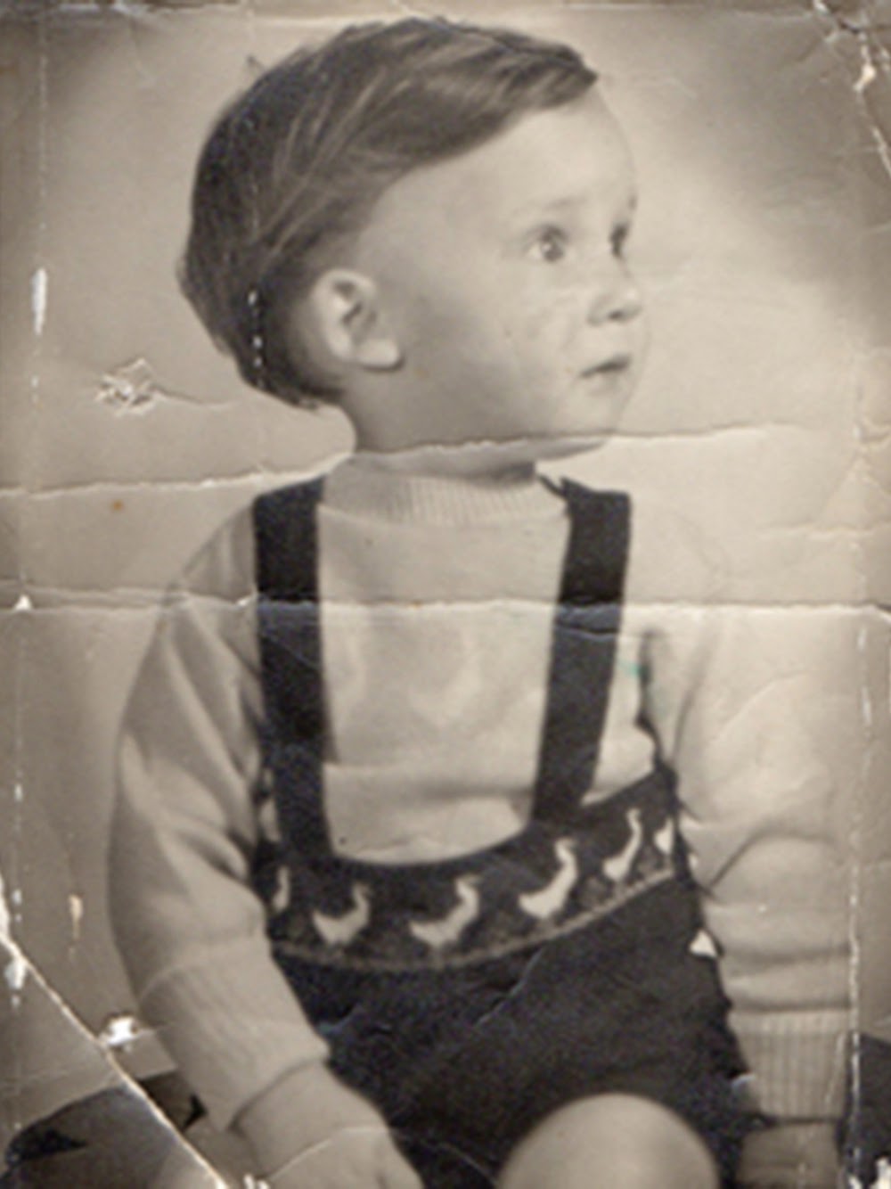 Veronica Perez: Fixing Old Damaged Photos