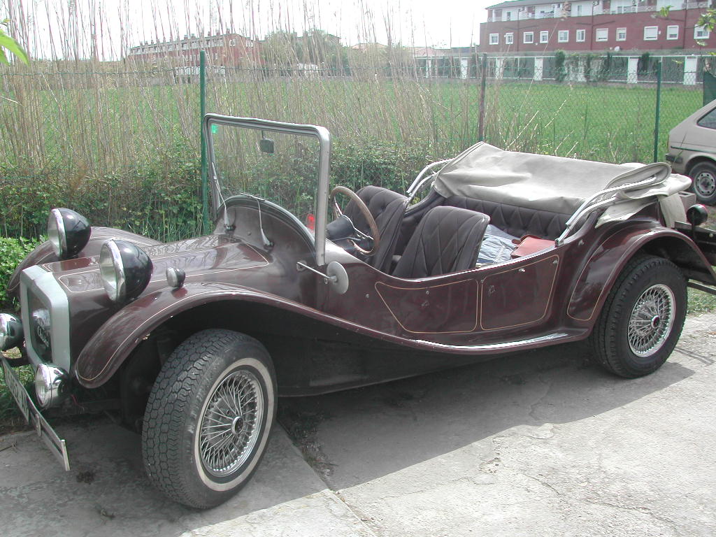 Eduardo Pérez-Ascanio VW. Tenerife: Historia del Escarabajo: Buggy Ruska.