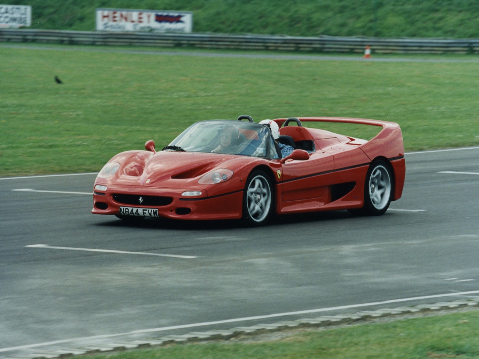 Car Pictures: Ferrari F50 1995