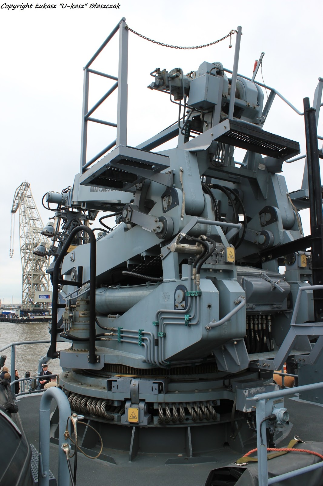 W obiektywie shipspottera czyli z migawką nad portową sadzawką: Z cyklu ...