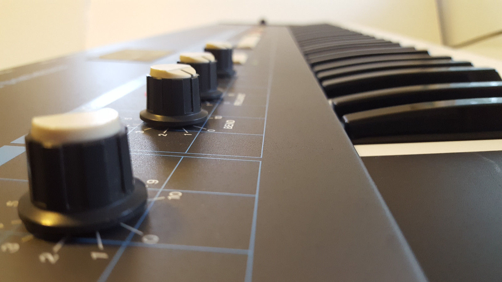 MATRIXSYNTH: Korg Poly-61 Vintage Analog Synthesizer