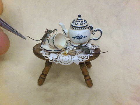 Good Sam Showcase of Miniatures: Beth Freeman-Kane, So. Africa: Friday ...