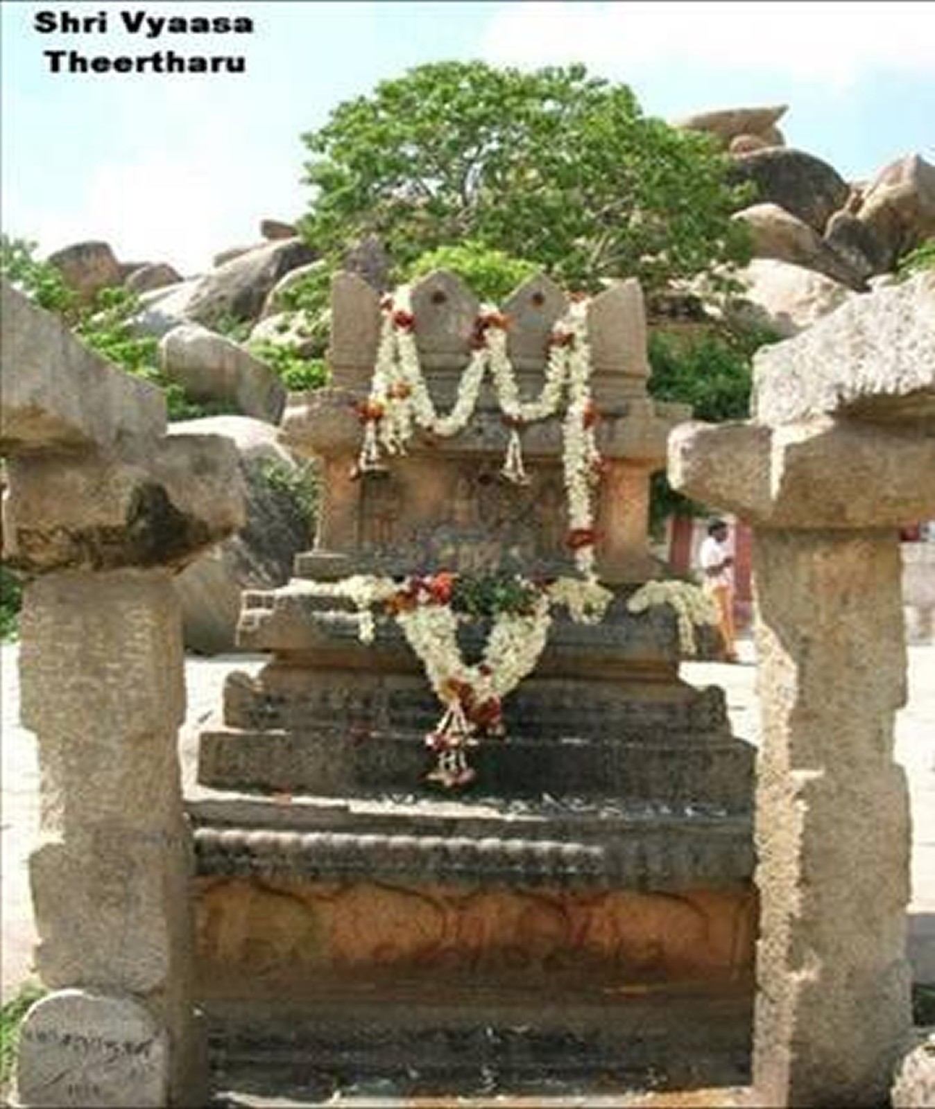 nrameshrao: Vyasaraja Mutt-Sosale & Bannur