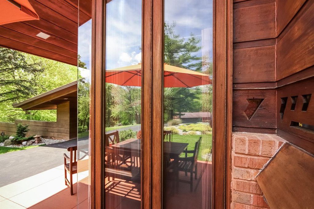 Haddock House for Sale - Designed by Frank Lloyd Wright in 1939: Most ...