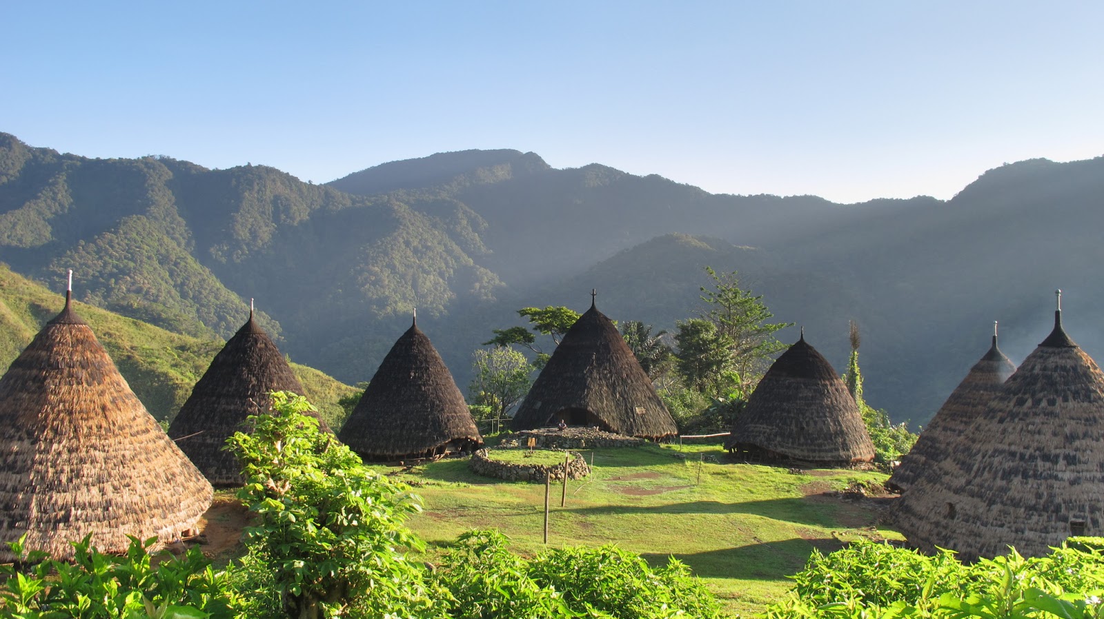 Wae Rebo, Negeri Atas Angin - Traveler Nusantara