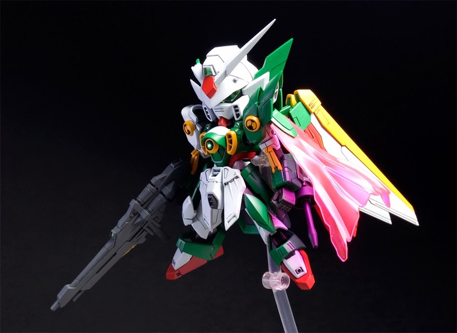 Custom Build: SD x HG Wing Gundam Fenice