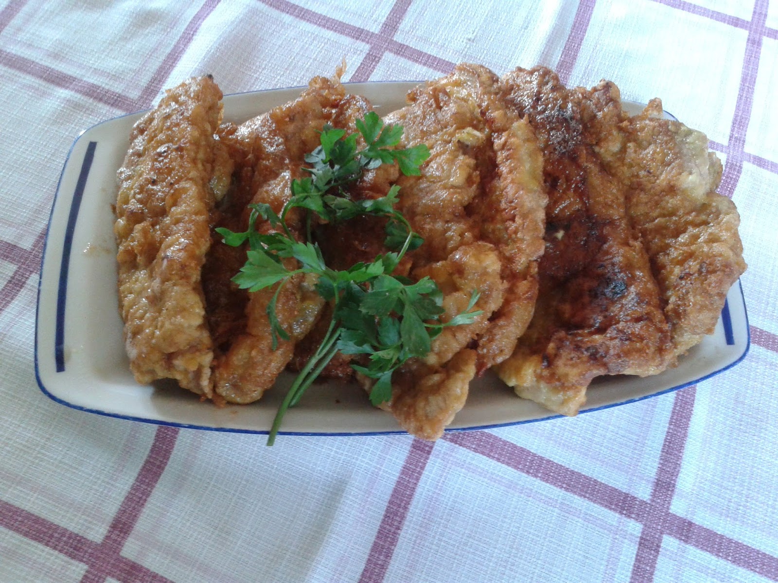 Mickinakuhinja: POHOVANE SVINJSKE ŠNICLE NA ULJU ILI U RERNI