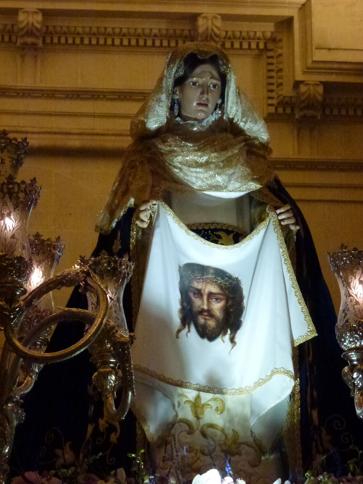 Premio PASOS: La Santa Mujer Verónica de Elche, Cofradía ganadora del ...