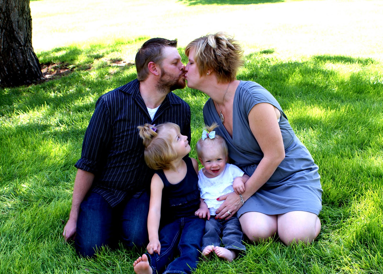 My Life as Mom!: Family Pictures!