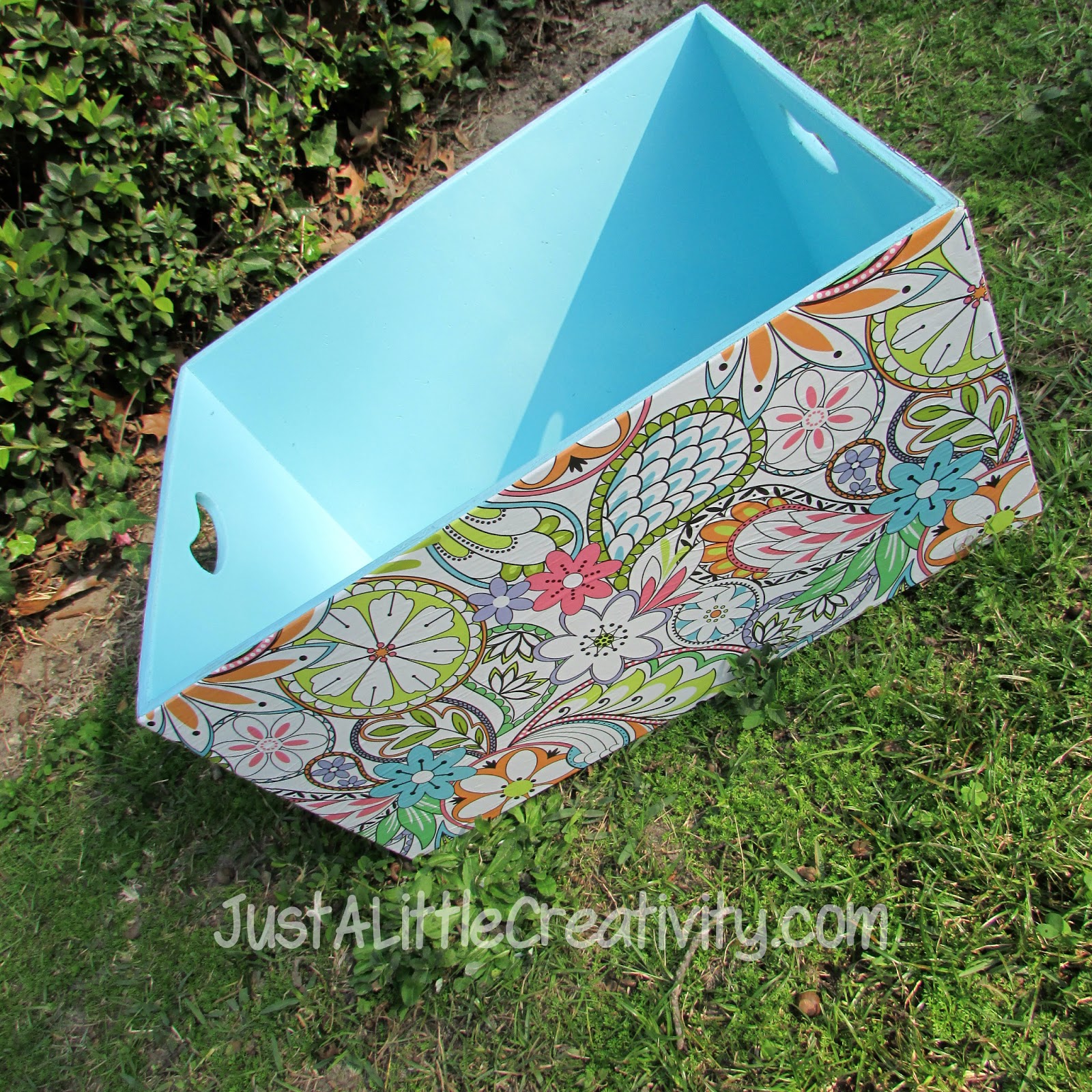 Mod Podge and Wrapping Paper Toy Box Makeover {DIY}