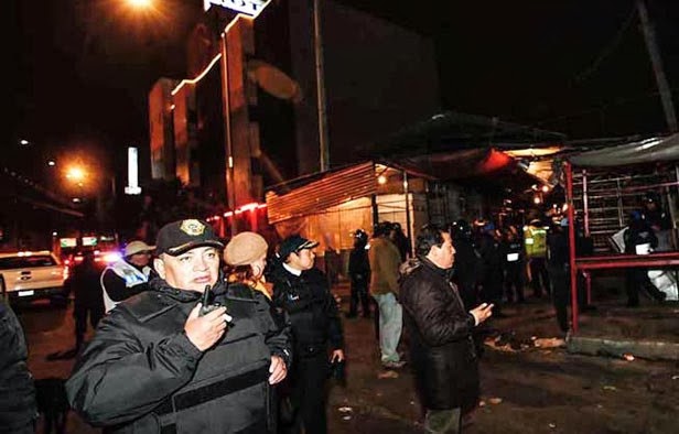 Reporteros.com: DESMANTELAN EN EL DF EL 'NUEVO TEPITO'