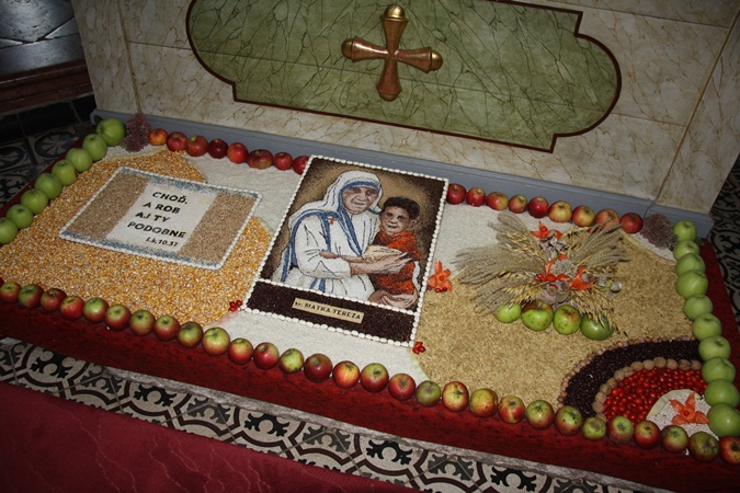 Letitia svetu: Roľnícka nedeľa v Novej Bani 2016