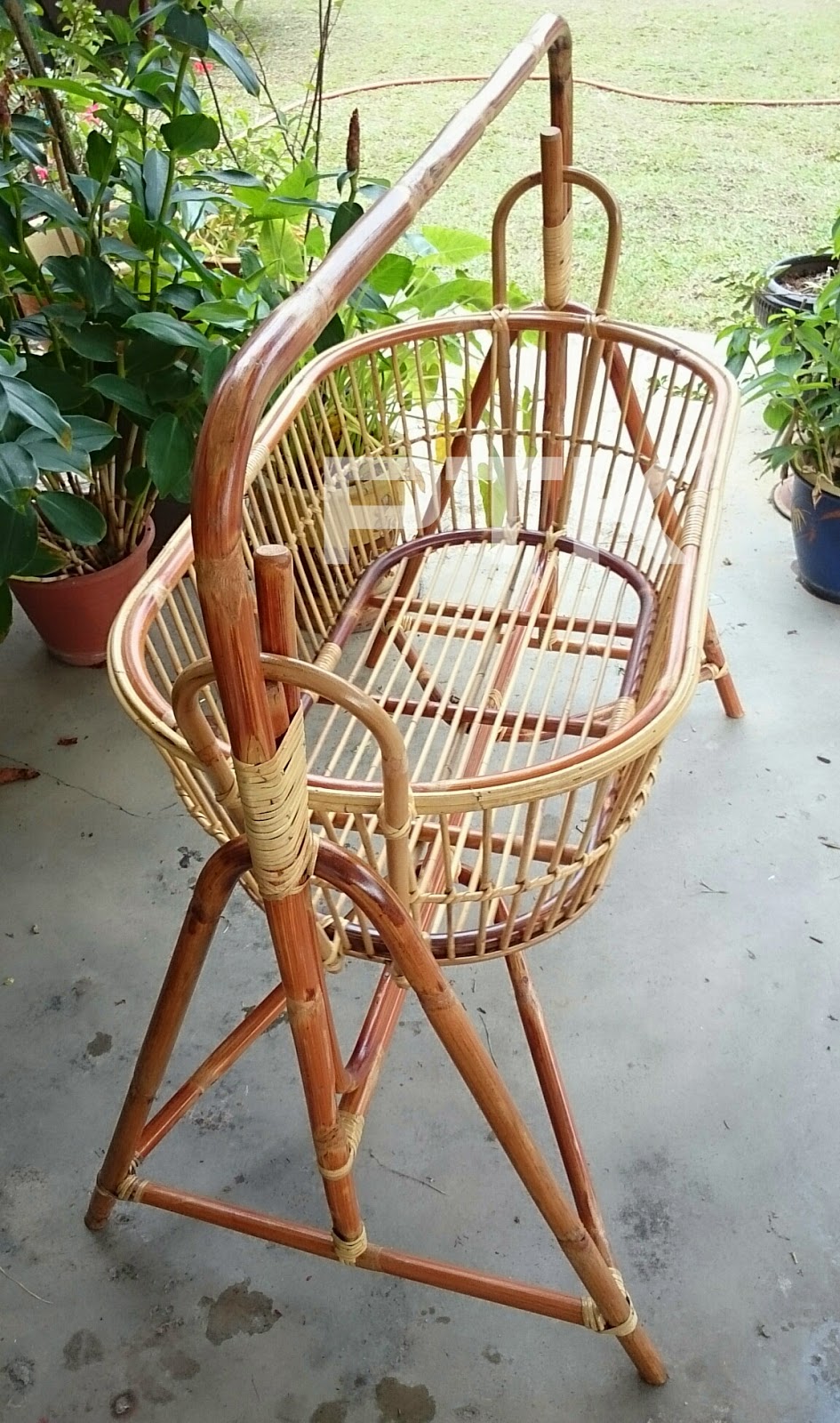 Pasar Tani Kraf: BAKUL BUAIAN STANDEE