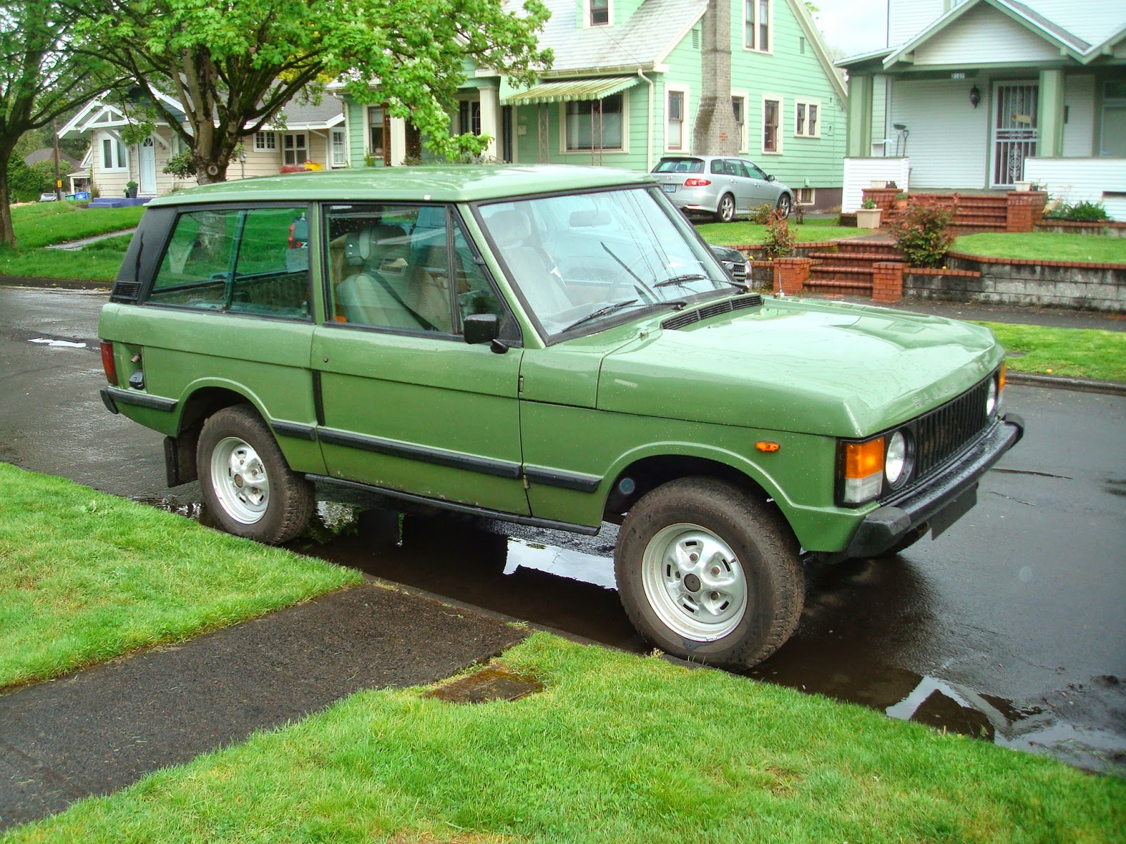 Laughs And Lashings: More new arrivals : 1995 LWB Range Rover Classic ...