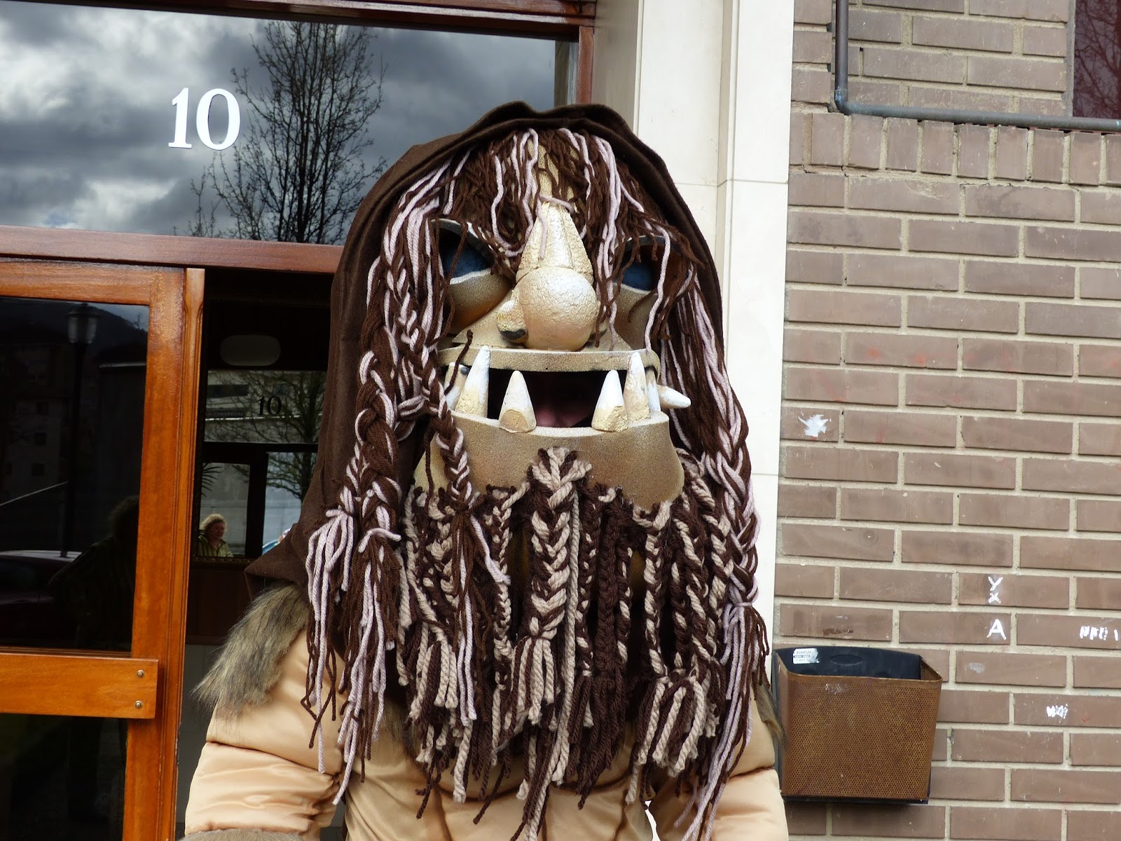 ESKUZ EGINA: BASAJAUN O EL SEÑOR DE LOS BOSQUES, LORD OF THE WOODS