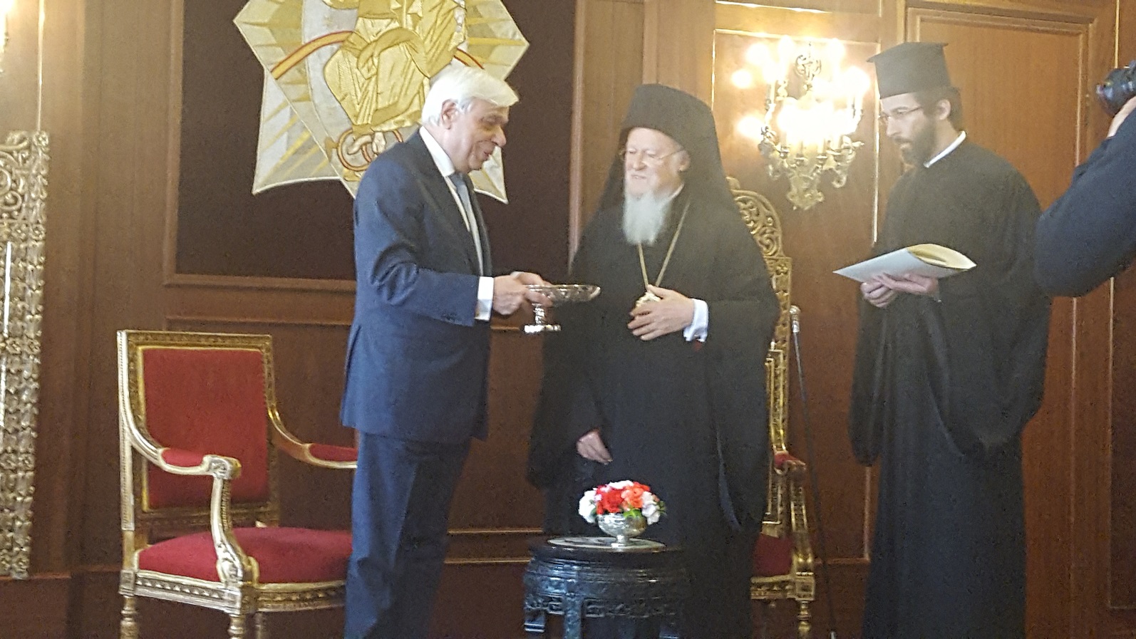 ΦΩΣ ΦΑΝΑΡΙΟΥ: Ο ΠΡΟΕΔΡΟΣ ΤΗΣ ΕΛΛΗΝΙΚΗΣ ΔΗΜΟΚΡΑΤΙΑΣ ΣΤΟ ΦΑΝΑΡΙ (ΦΩΤΟ ΚΑΙ ...