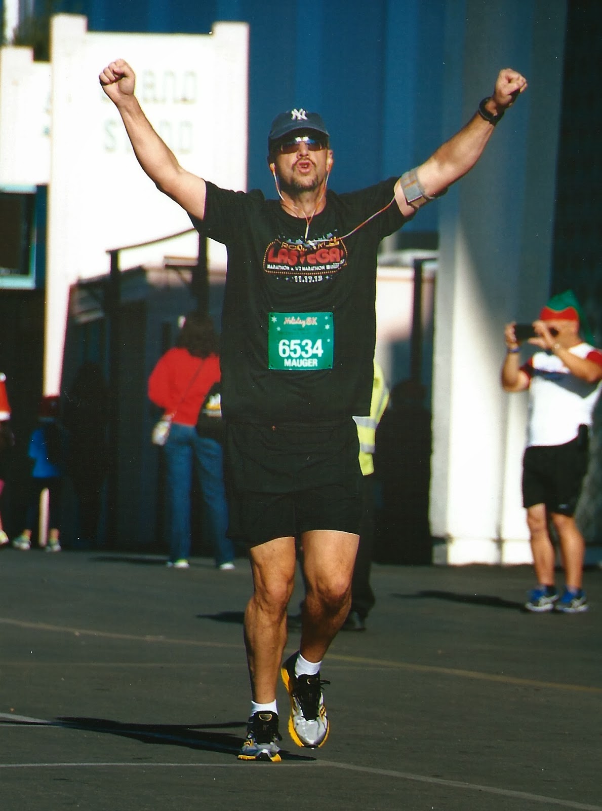 Splits 'N' Giggles: Holiday 5K Pomona and New Year's Race L.A. Recaps