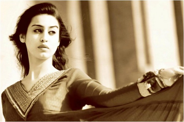 TNZ: Paparazzi For U: Sundus Nawaz And Mosaic by Sundus Entitled As ...