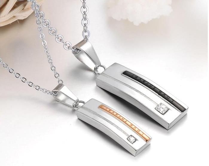 CoupleLoveTee: Lovely Couple Chain