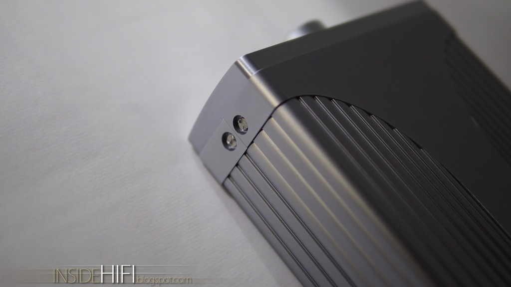 Inside Hi-Fi: Flying Mole CA-S3 (outside only)