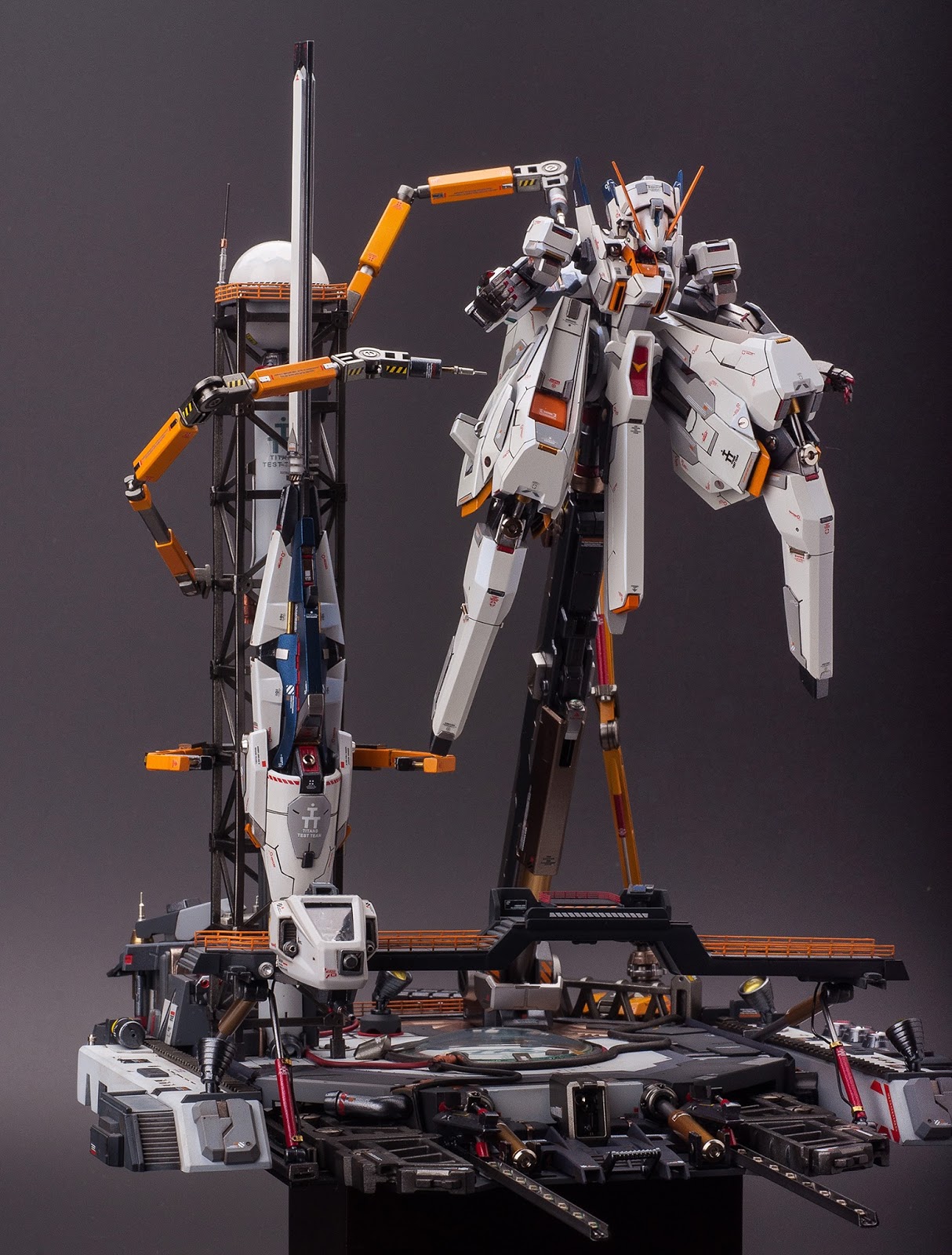 Custom Build: 1/144 A.O.Z RX-124 GUNDAM TR6 [Wondwort] + Diorama