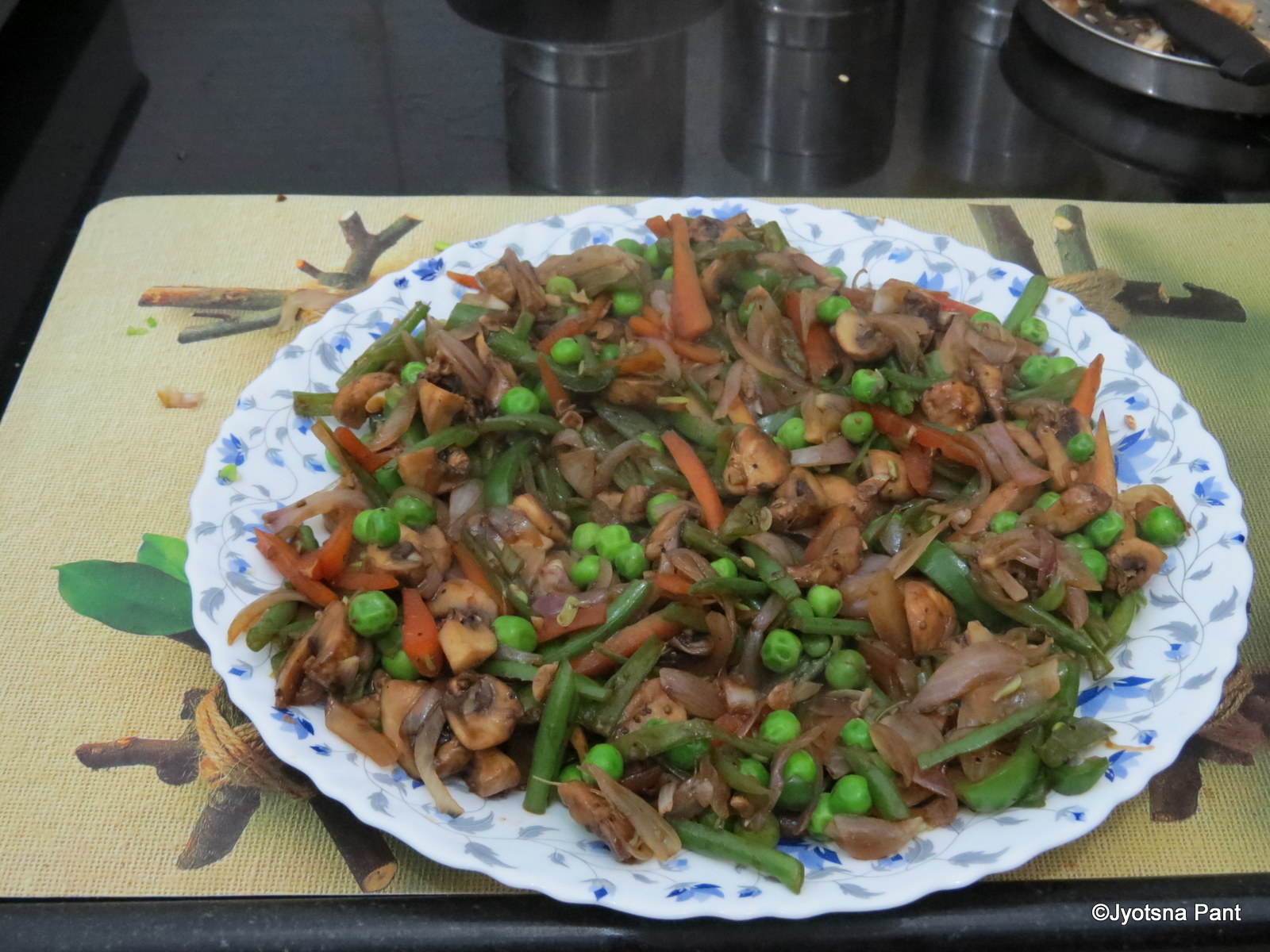 With Love from Mom's Kitchen: All Stir Fry Veggies and Chicken